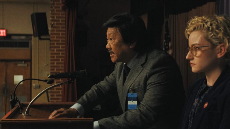 A Hora do Mal: filme de terror com Julia Garner ganha trailer oficial - Rolling Stone Brasil