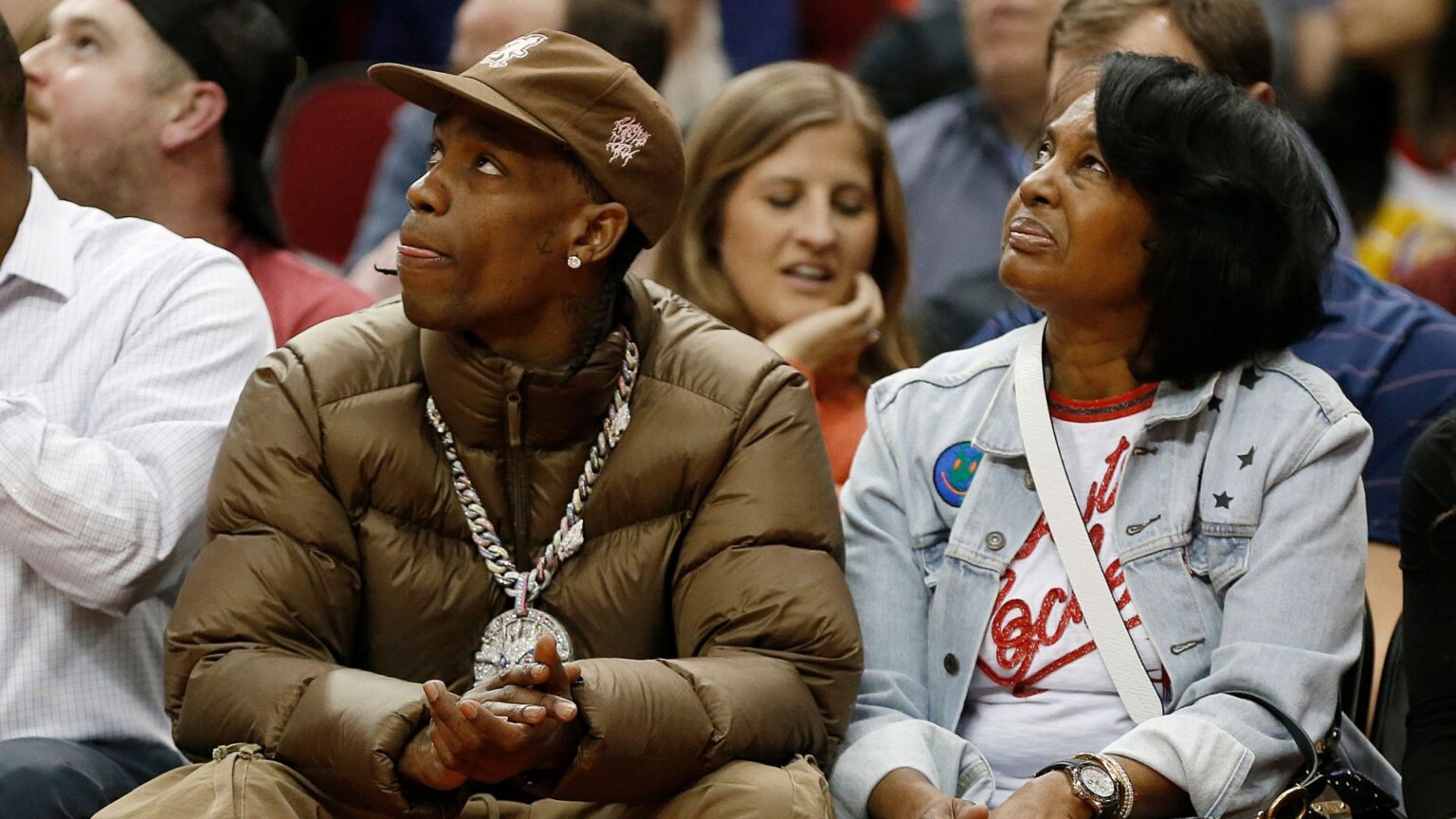 As cinco melhores músicas de Travis Scott, segundo a mãe do rapper ...